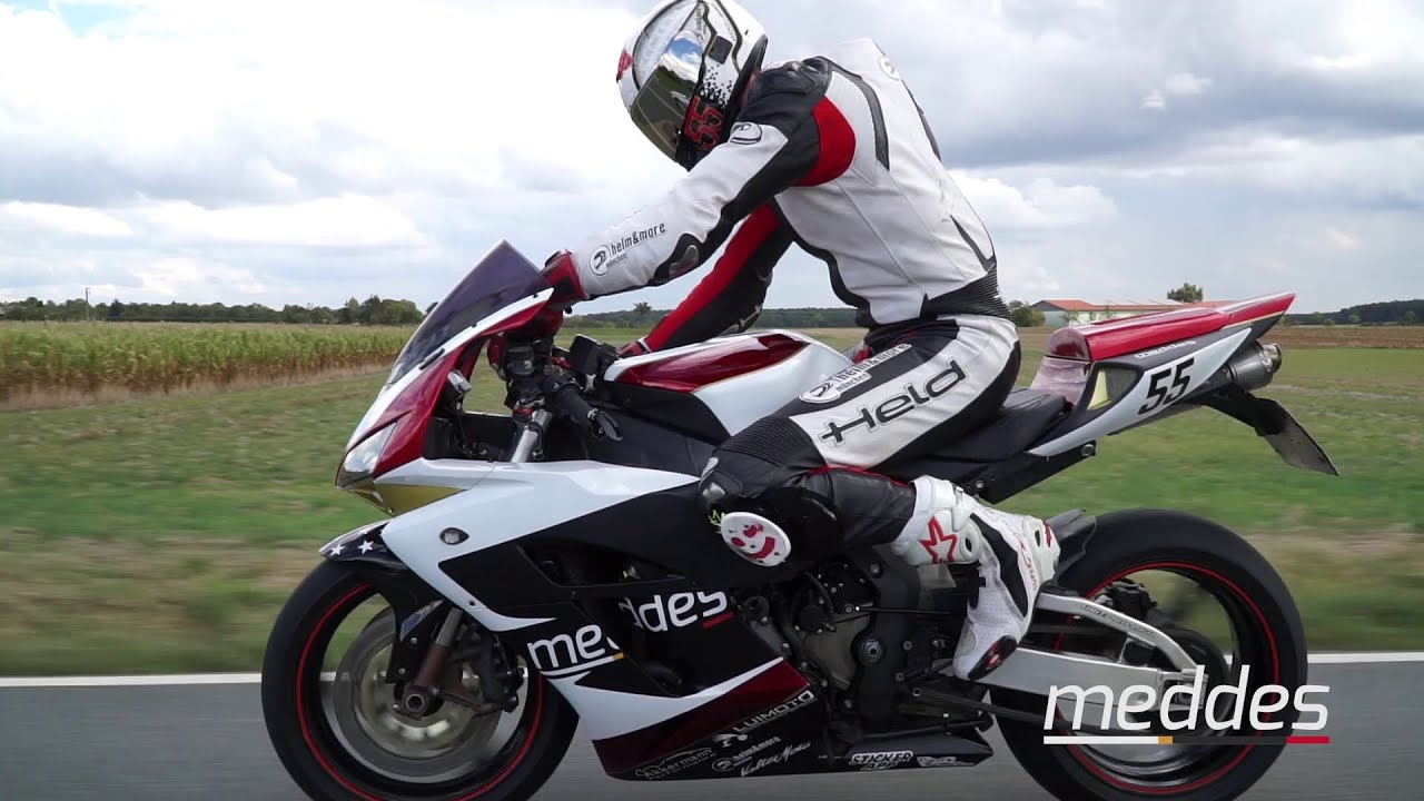 Auctmarts Fairing Assembly | Meddes - YouTube