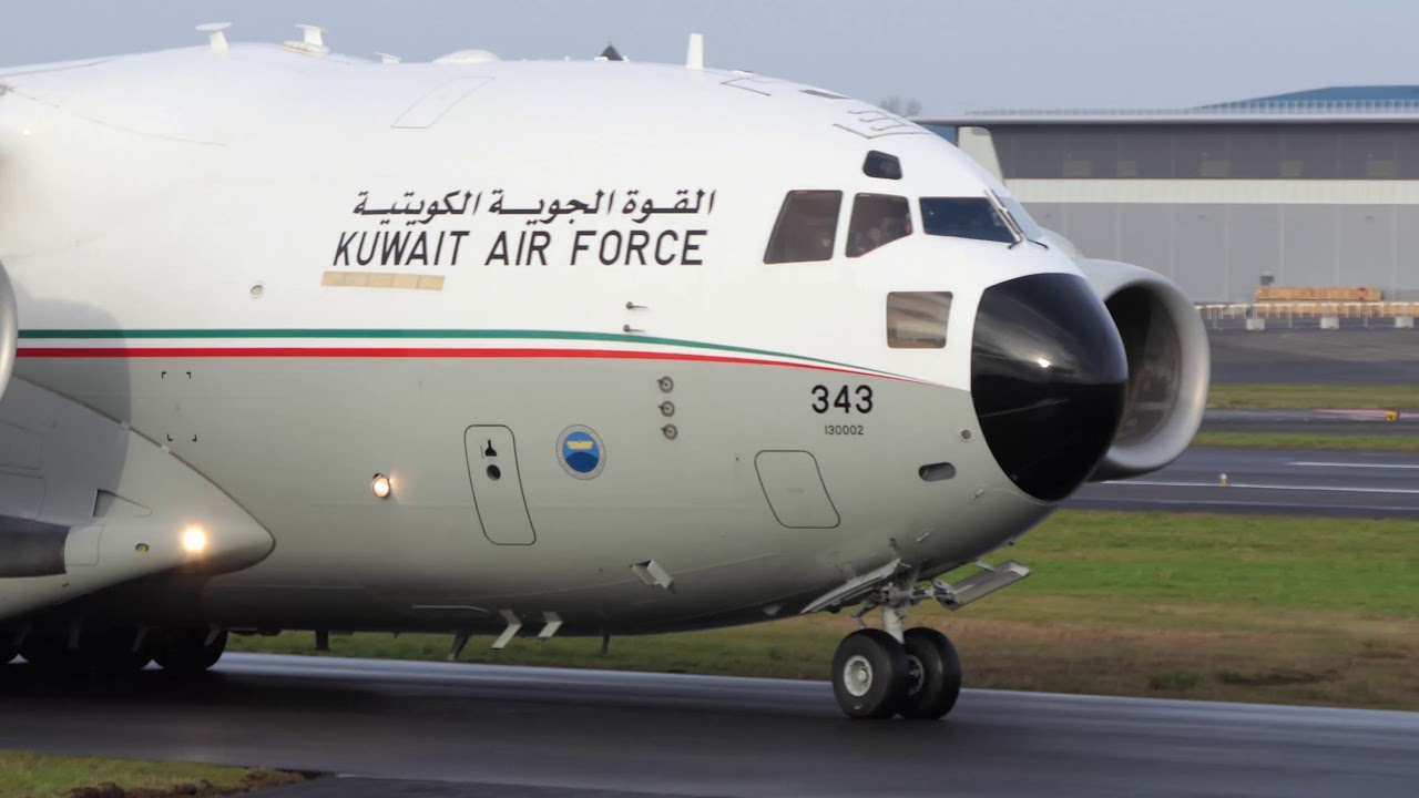Antonov An-124 & Kuwait C-17 at Prestwick Airport [4K/UHD] - YouTube