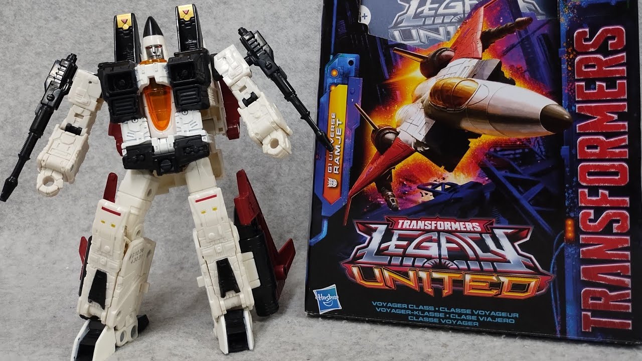 G1 Universe Ramjet Transformers Legacy United Voyager class figure ...