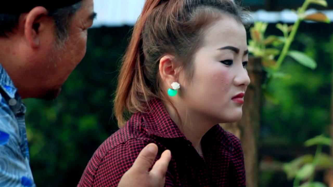 koos loos noj hmoov. 12 - YouTube