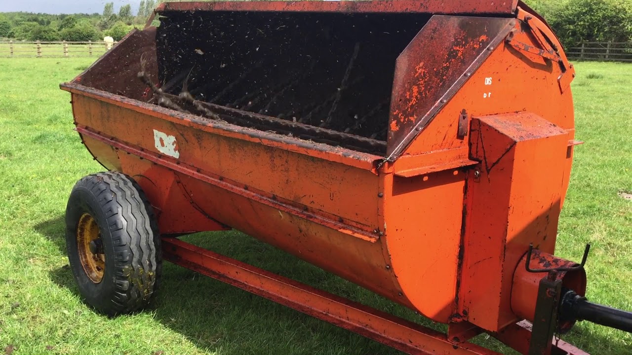 Howard 150 Muck Manure Dung Spreader - YouTube