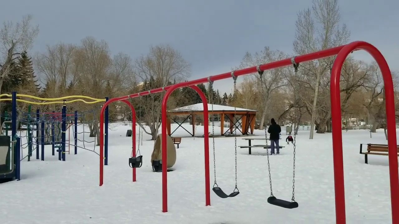 Riley Park Calgary in Winter - YouTube