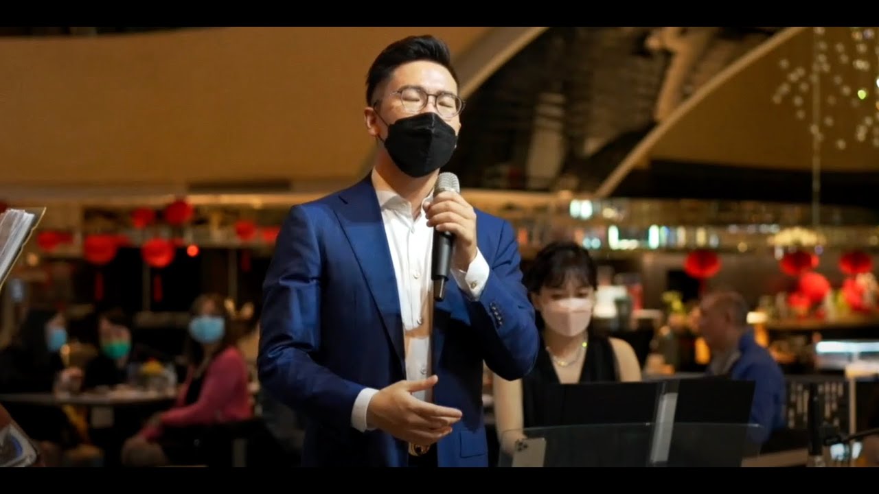 聲樂快閃！ Opera Flash Mob - YouTube