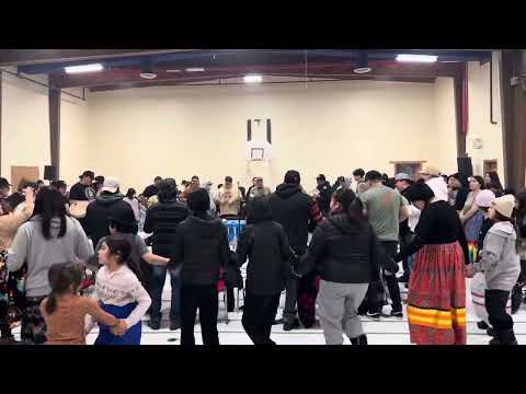 Junior Ottawa song #3 Round dance Opitciwan 2023 🔥😍 - YouTube