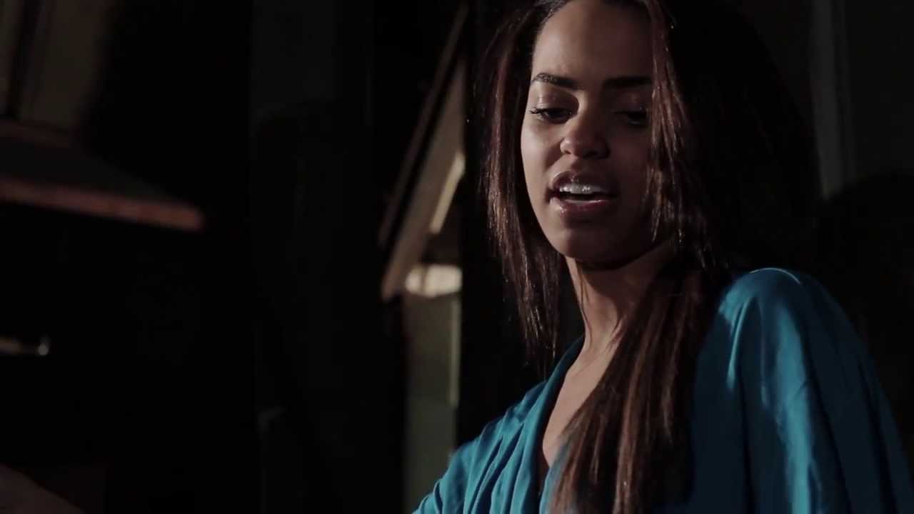 Bagged - Who's There Film Challenge (2013) - YouTube