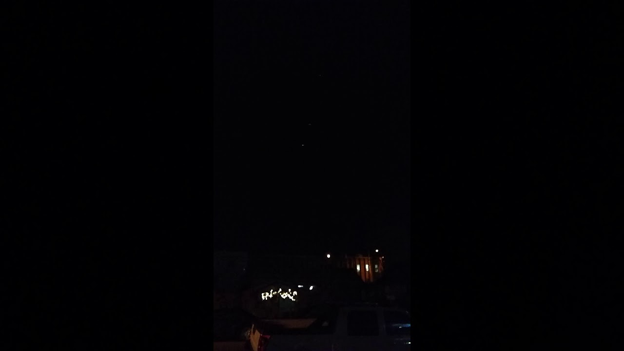 UFO? Strange weird lights in the sky Denver 12/9/2017 - YouTube