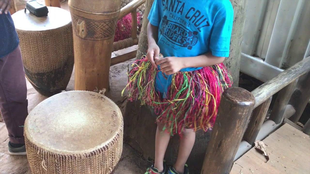 Baganda Bakisimba Traditional Dance - YouTube