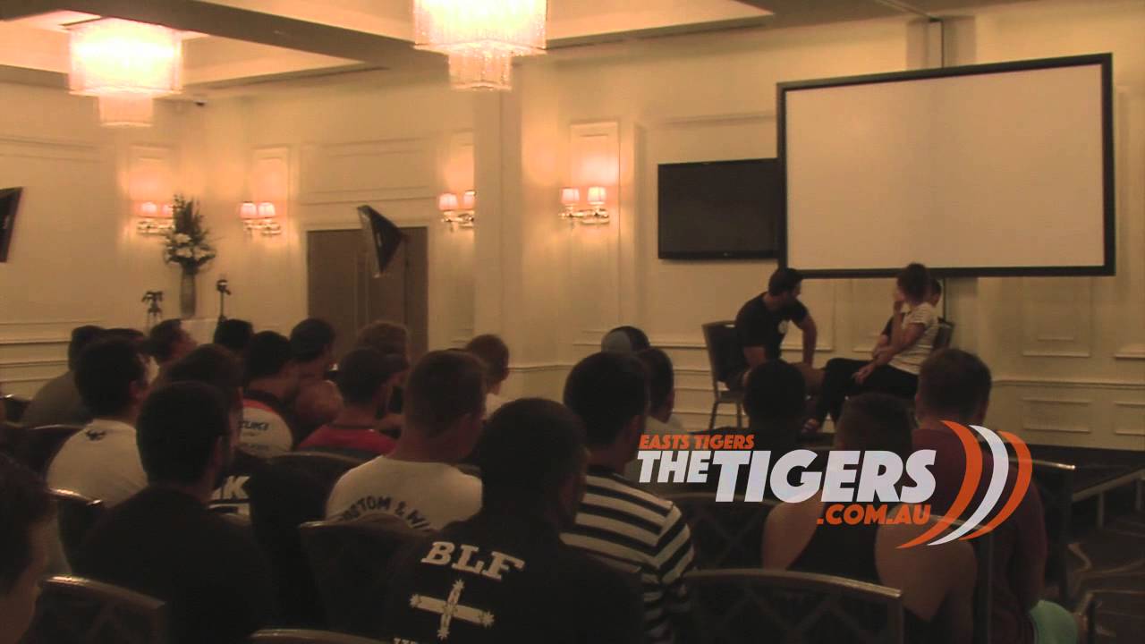 Matt Zgrajewski Easts Tigers - Bases presents - YouTube