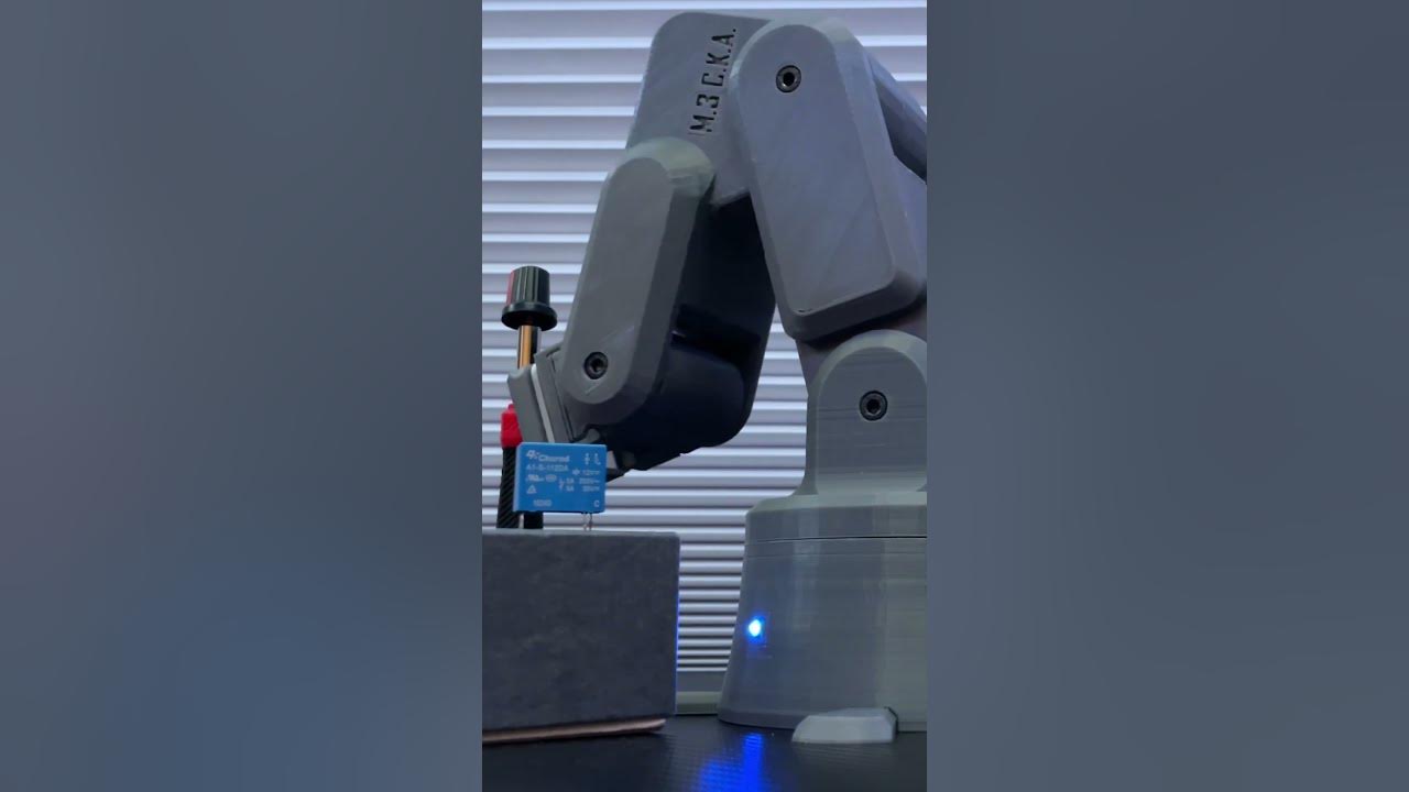 I Built An Arduino Based Robotic Arm Shorts Arduino Robot Robotarm Arduinorobot Youtube