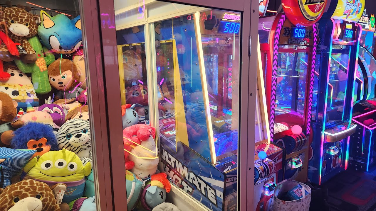 Jackpot Mike is live! Liver at Bowlero, special guest and challenge ...