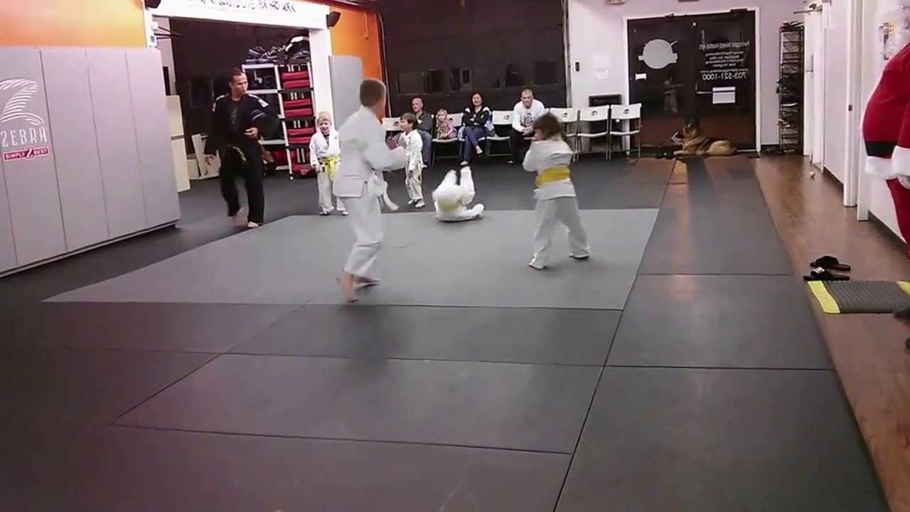Breakfall - Little Warriors Mixed Martial Arts at Pentagon MMA - YouTube