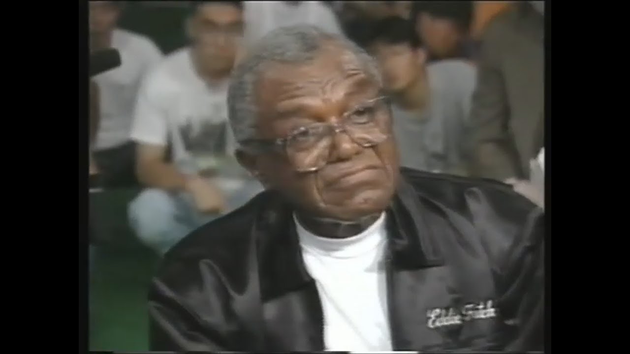 Boxing with Wilson Pitts- scientific use of the uppercut - YouTube