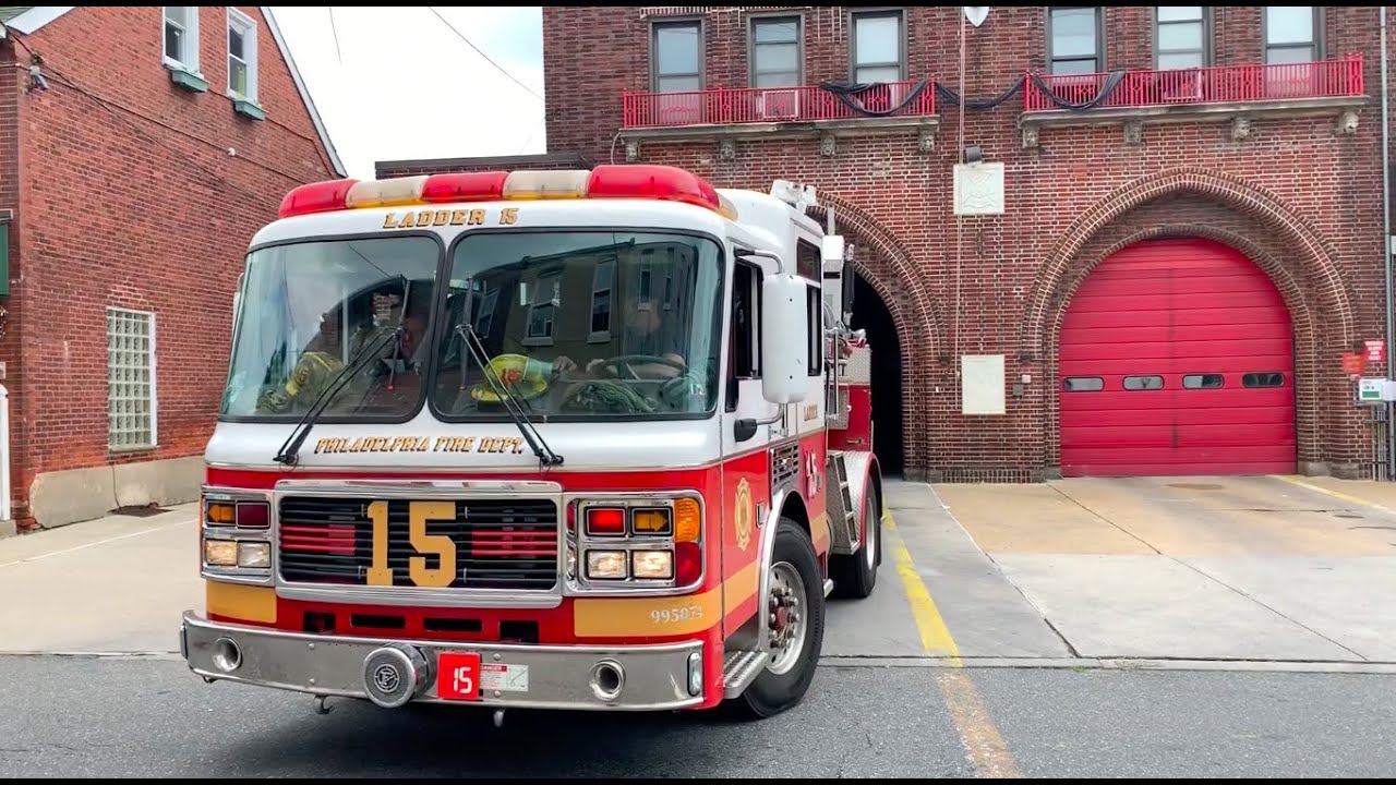 PFD Ladder 15 responding - YouTube