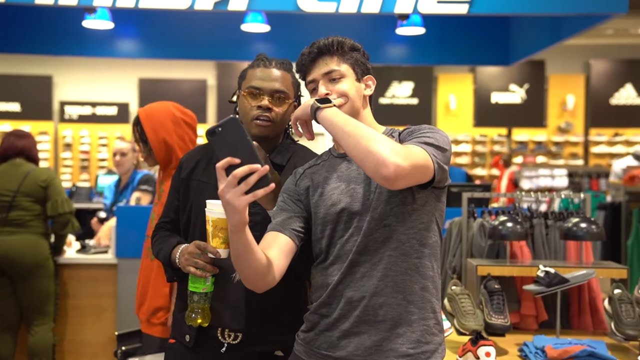 Finish Line Employee Uniform