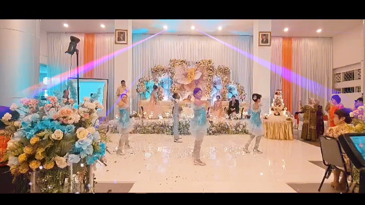 SHK Linedance Pertforme The Wedding 20 okt 2024 - YouTube