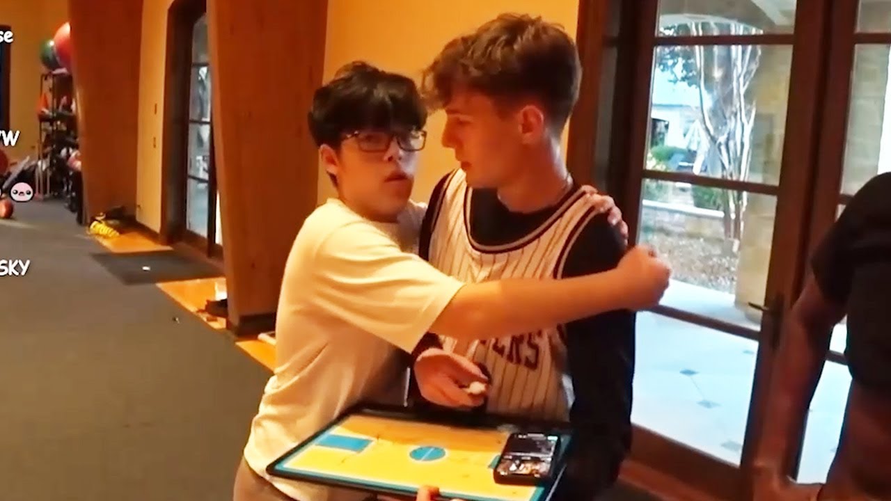 AsianJeff Finally Meets Clix in Real Life & They Team Up in 5v5 ...