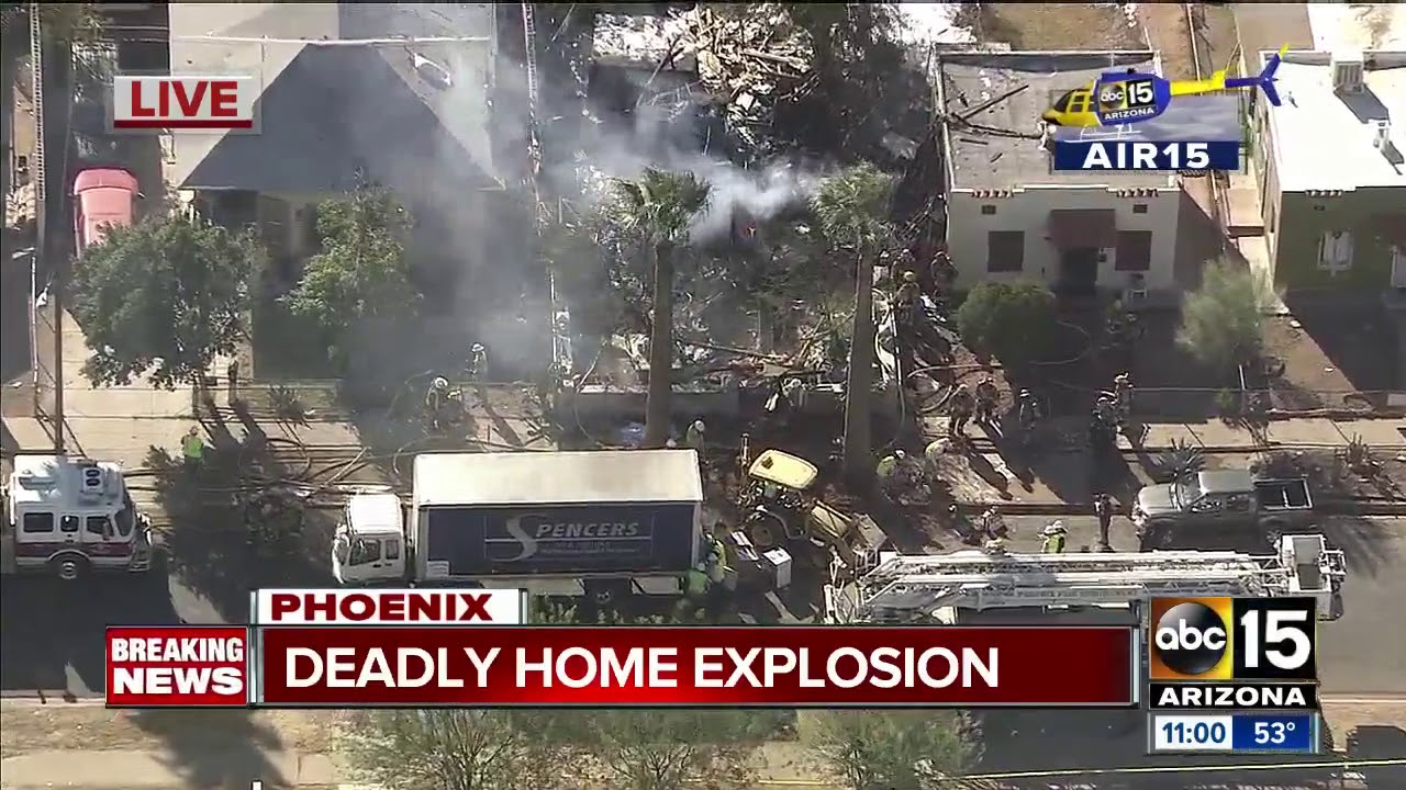 Deadly house explosion in Phoenix - YouTube