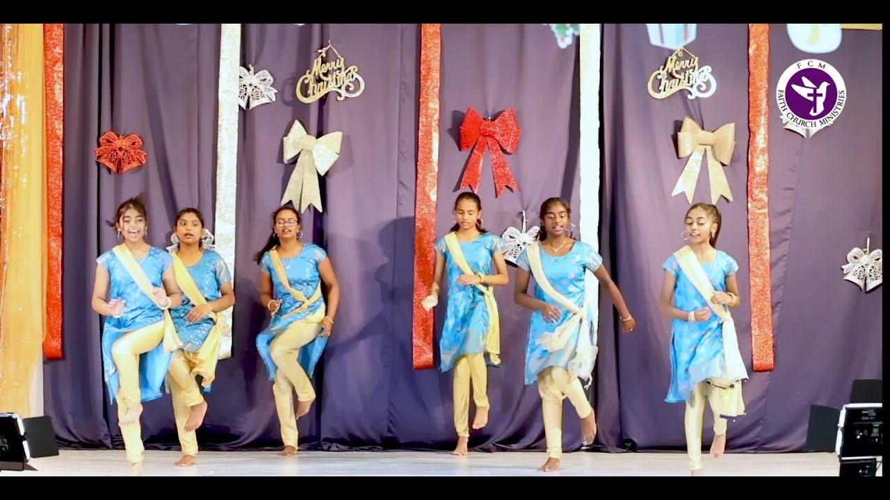 Christmas Programme - 2022 - Junior Girls Dance - YouTube
