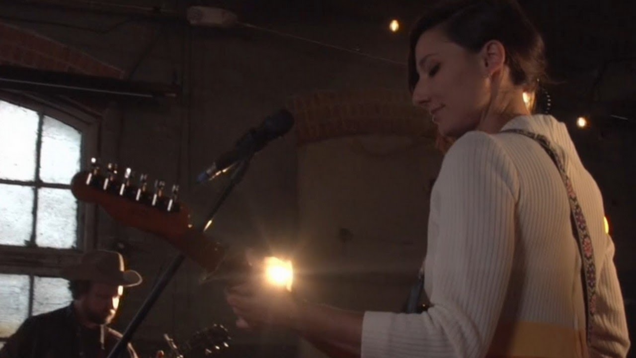 Heather Valley and the Current State perform, Live Forever - YouTube
