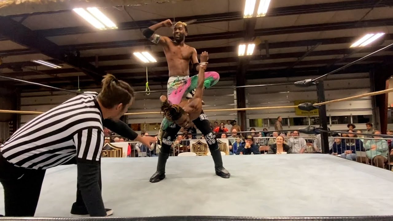 World Famous Cheeseburger vs Shaun Smith (Full Match) - YouTube