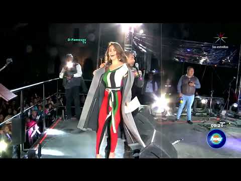 Yanet Gar sexy outfit