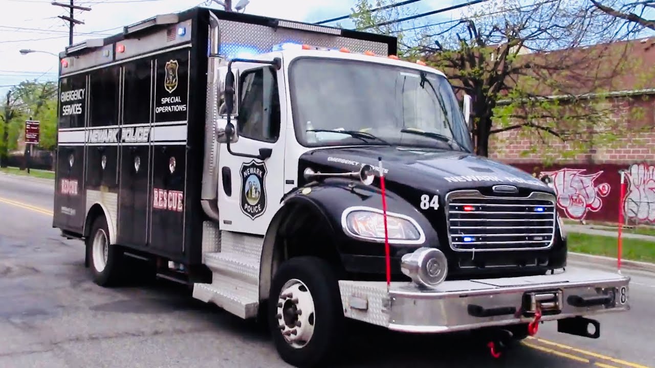 Newark Police Department ESU Special Operations 84 Responding - YouTube