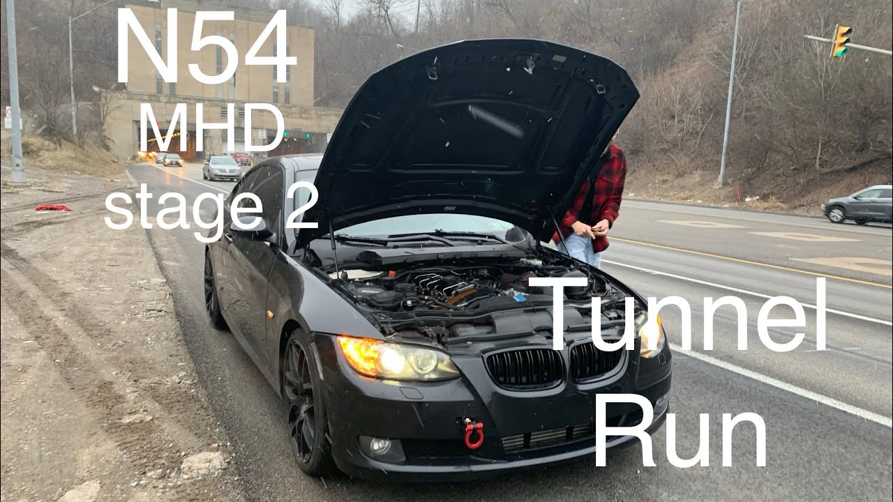 BMW 335 MHD Stage 2 N54 Backfires in Tunnel LOUD! - YouTube