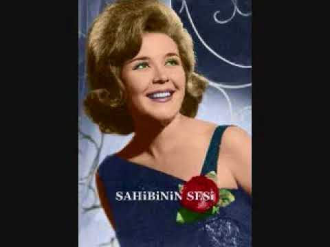 Nesrin Sipahi - Kalbe dolan o ilk bakış unutulmaz unutulmaz
