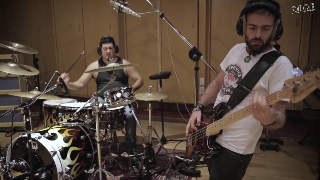 Maldita Suerte - La Piña del Último Round (Video Oficial) - YouTube