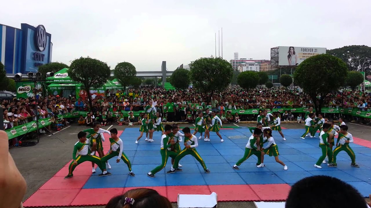 Milo cheer dance Com - YouTube