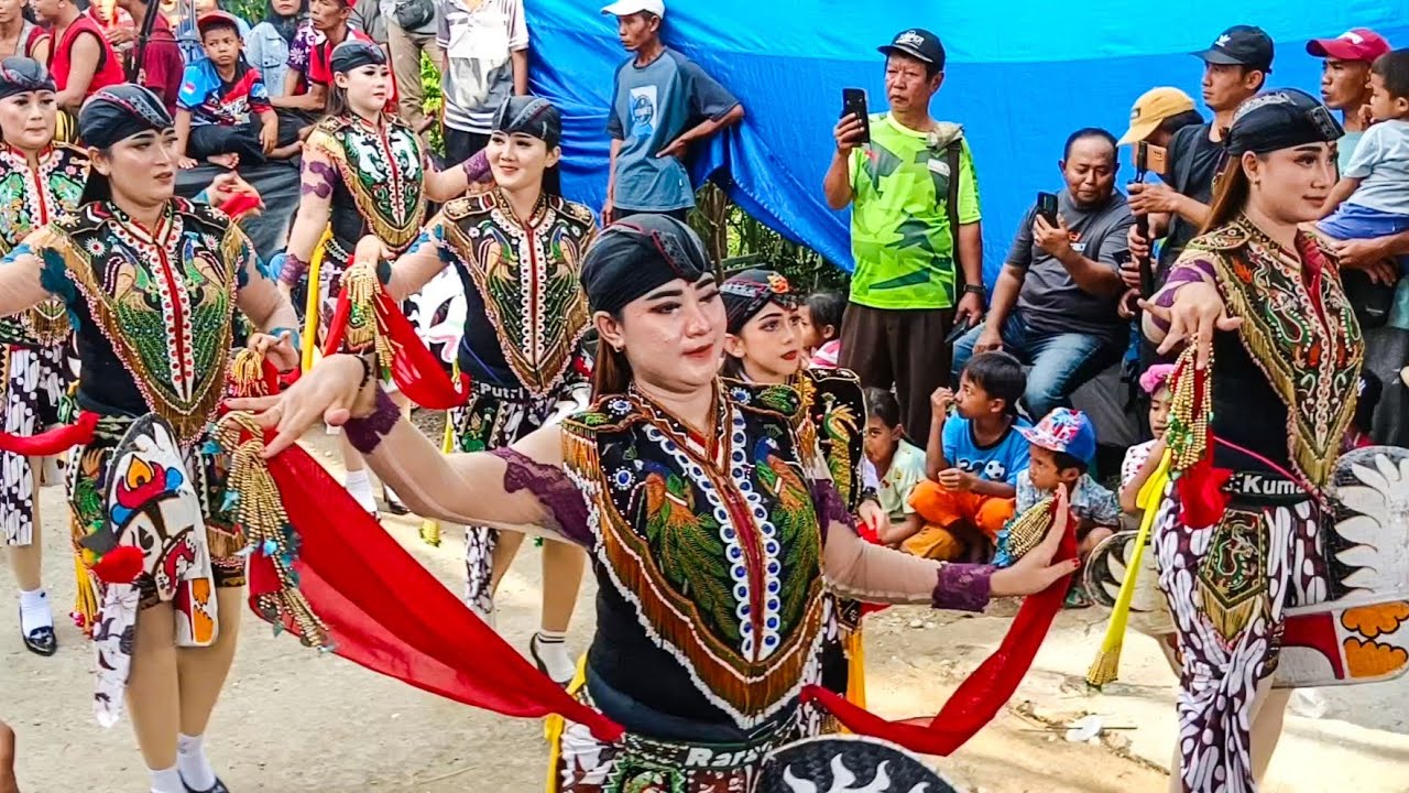 Sholawatan versi jathilan Reog Ponorogo - YouTube