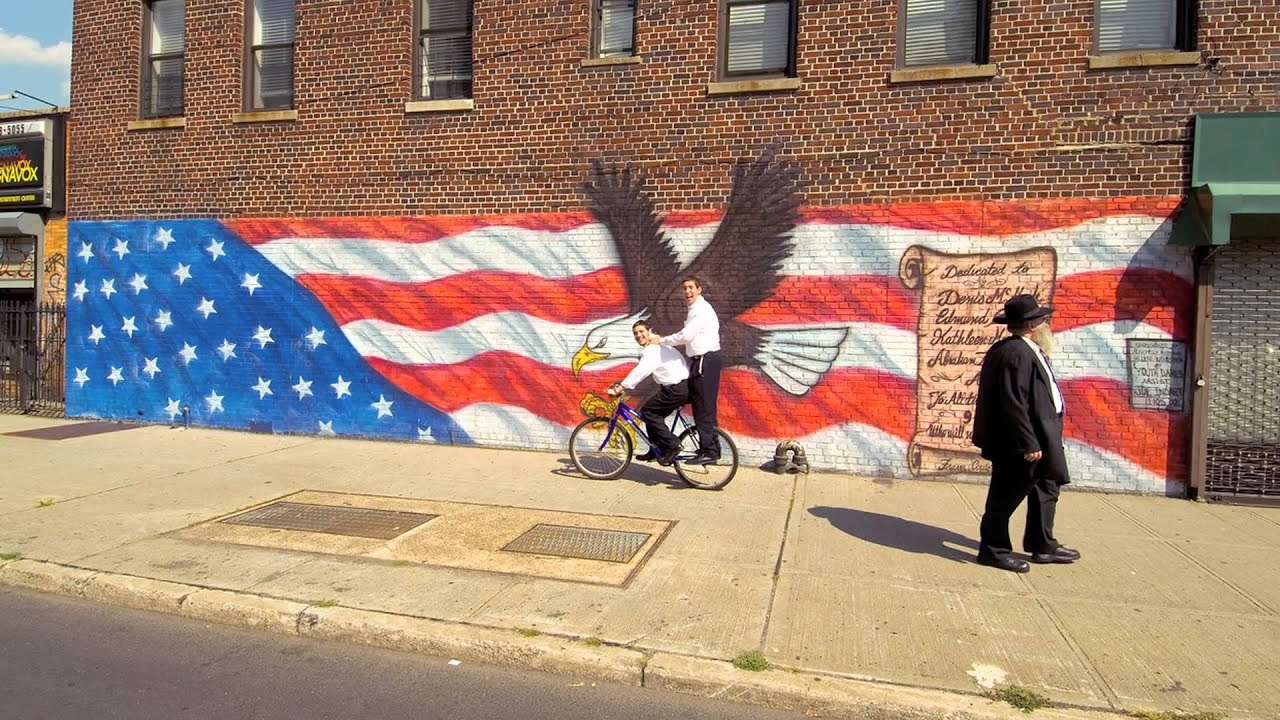9/11 as Art: Photographer Captures Vernacular Response to Attacks - YouTube