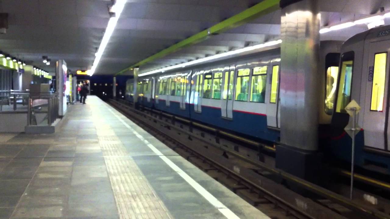 RET Metro 3x Type B Zuidplein Lijn D in Rotterdam - YouTube