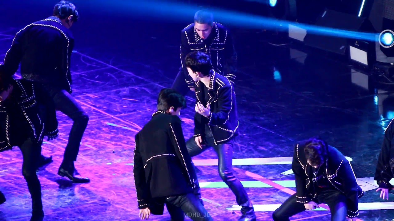 171115 AAA시상식 엑소 전야 The Eve (CHEN focus) - YouTube