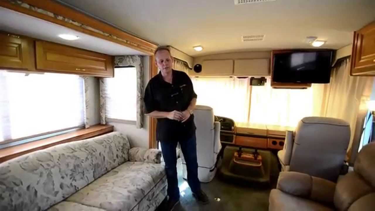 SOLD: 1999 Fleetwood Southwind - YouTube