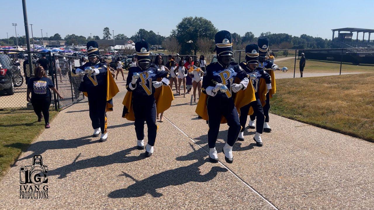 Prairie View A&M University Marching Storm Marching In vs SU 2022 - YouTube