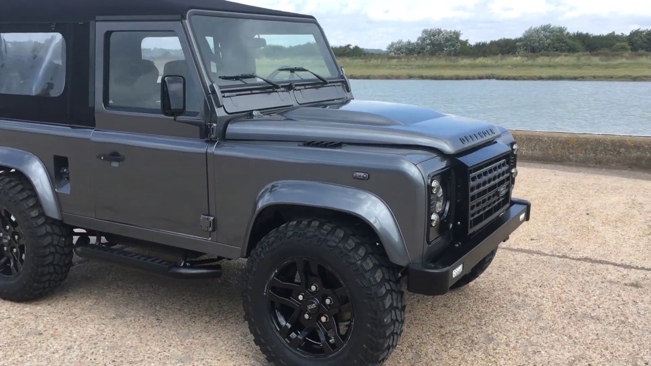 LHD Corris Grey USA Exportable Defender 90 200TDI - YouTube