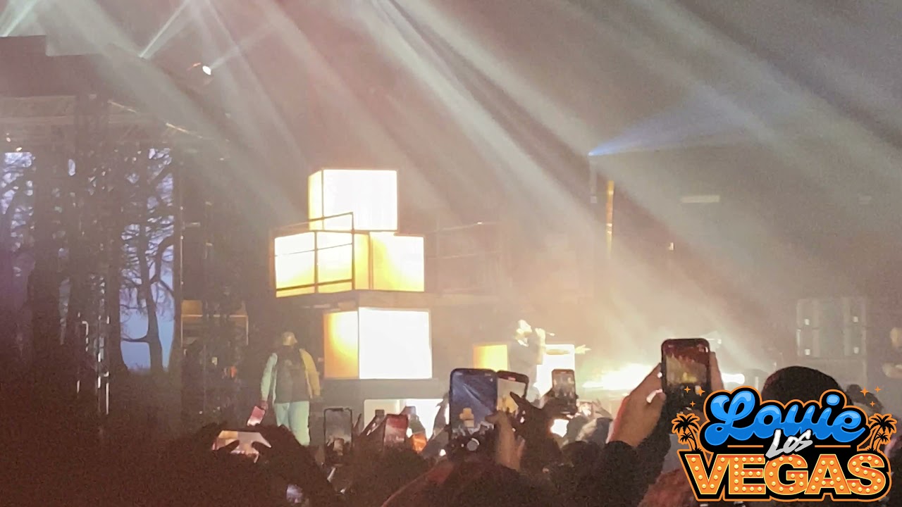 Chris Brown - Back Outside Tour - Staple Center L.A. - YouTube