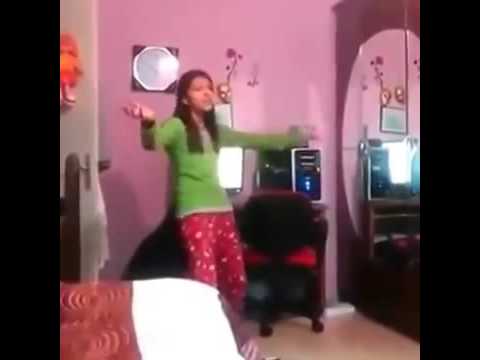 Tranqulia Şarkısı İle Dans Eden Kız 😂