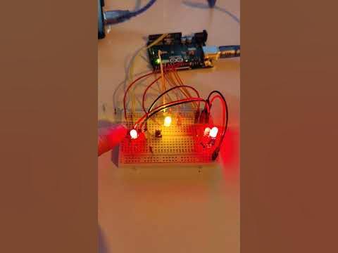 Arduino, Stoplicht en voetganger, een drukknop. - YouTube