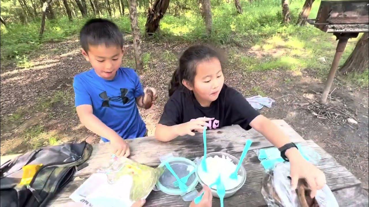 Hnub no coj me nyuam mus da dej ua si lom zem heev - YouTube