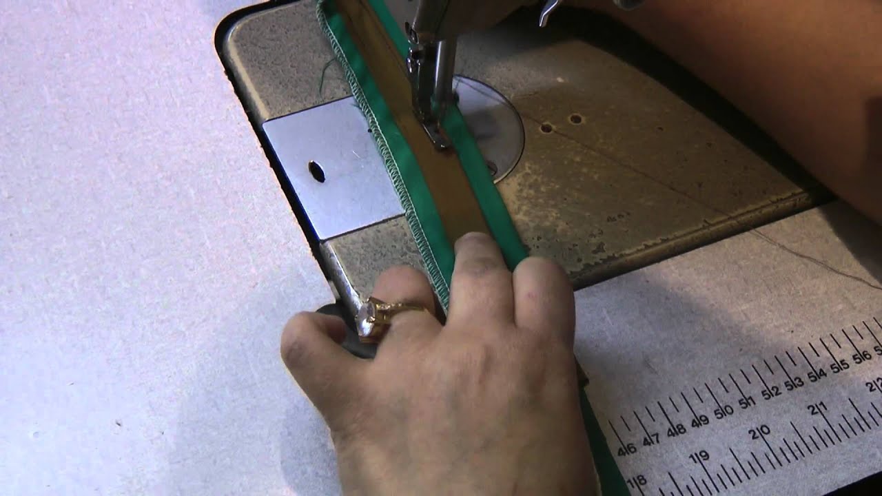 the zipper foot - YouTube