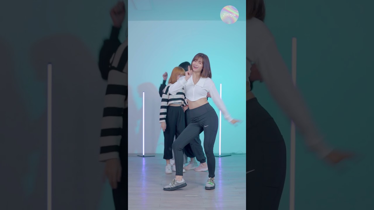 REMOVED 2themoon (RELAY DANCE) - YouTube