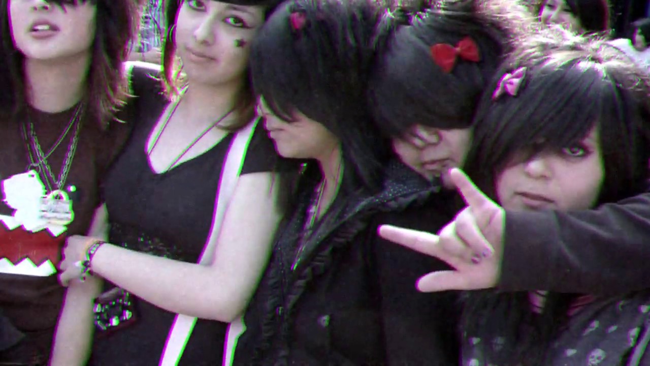 POV: eres emo y eres feliz sin darte cuenta - YouTube
