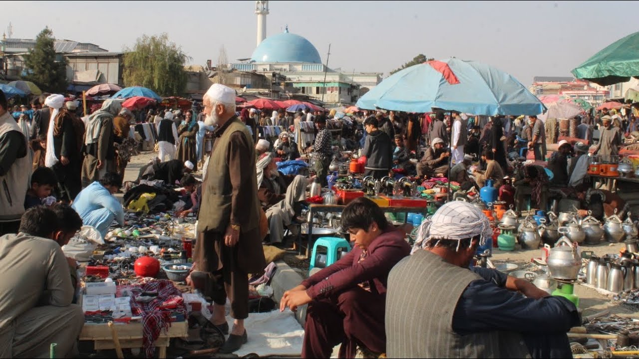 An interesting and exciting Bazar in the corner of Kabul, Afghanistan ...
