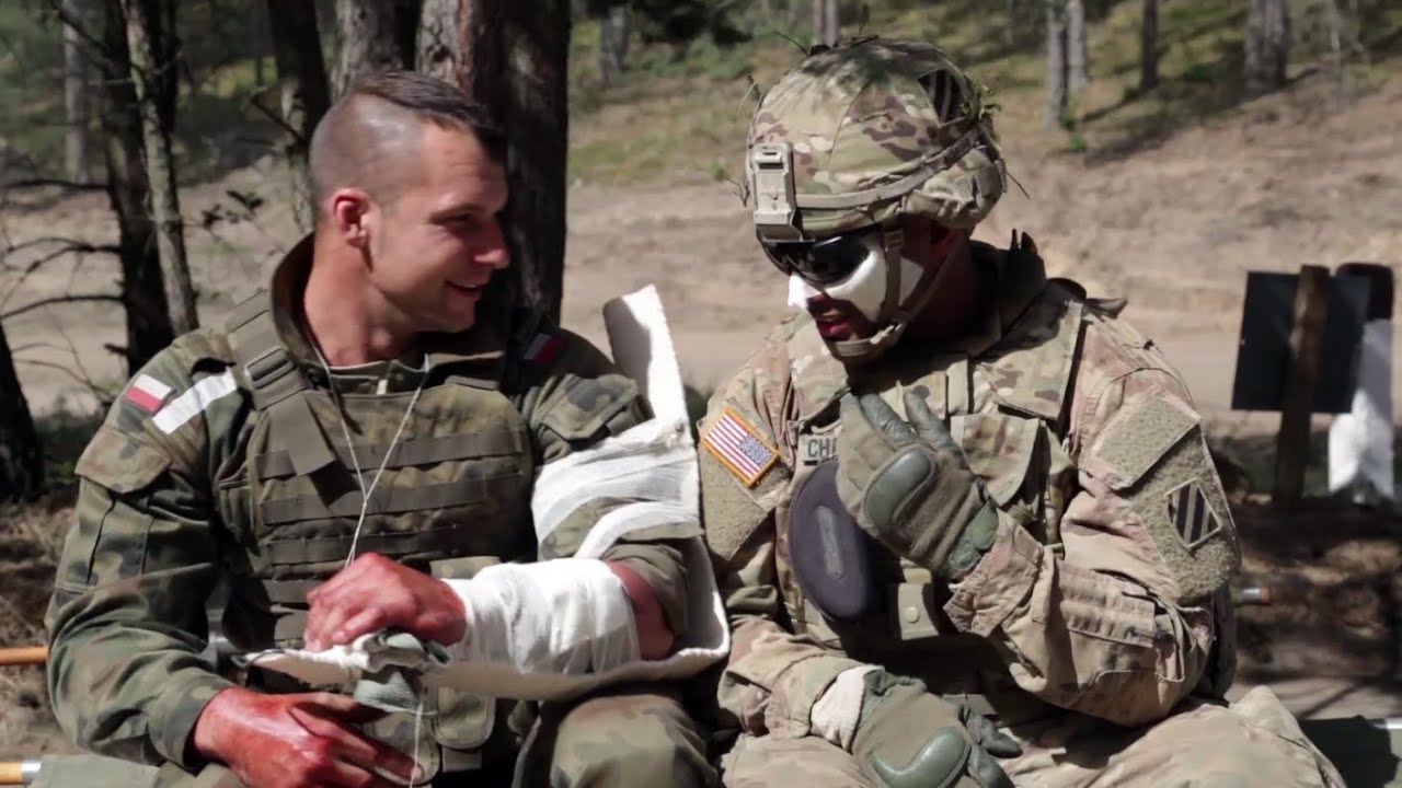 Treating the battlefield wounded on Exercise Anakonda - YouTube
