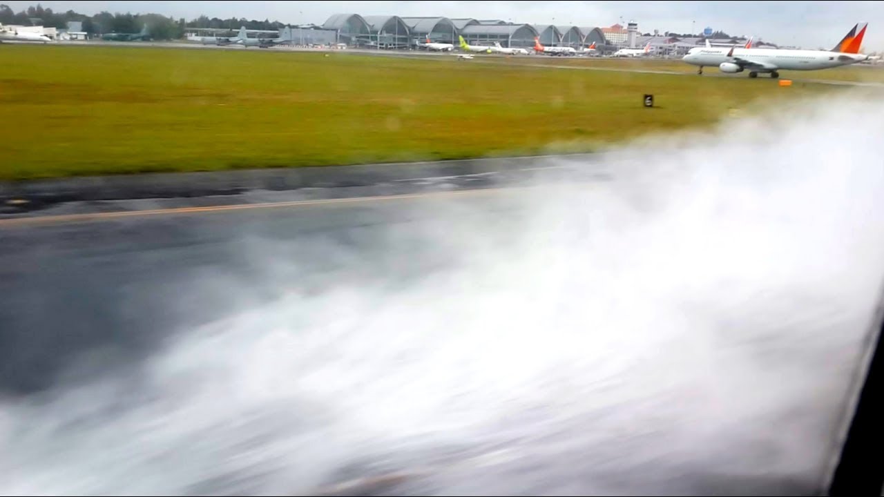 Incredible Thrust Spray!! Cathay Pacific 777-300 Takeoff From Mactan ...
