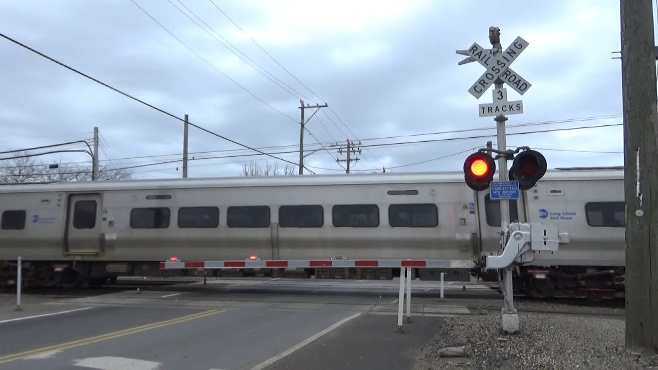LIRR 7761 12 Car M7 Passenger Train to Penn Station - New Highway ...