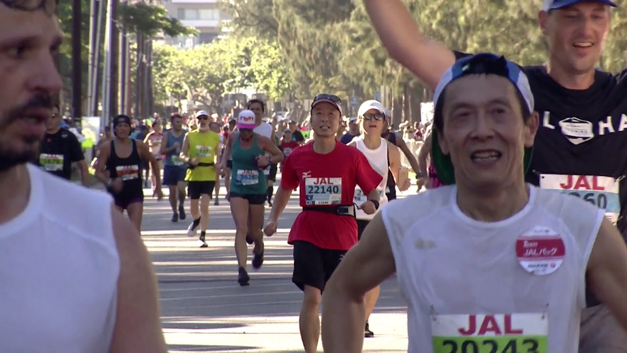 2019 Honolulu Marathon Finish Line Live Feed 04:00:00 - 04:59:59 - YouTube