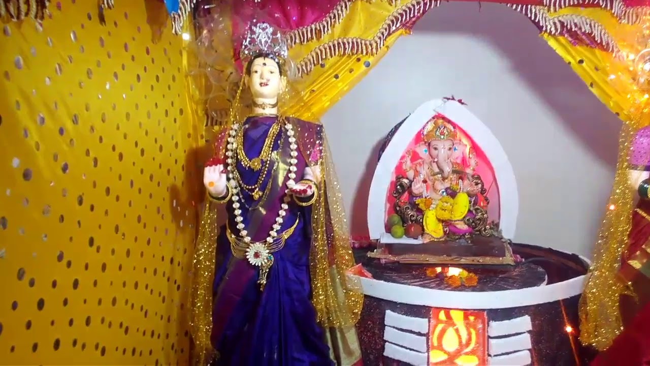 Gouri Ganpati decoration moving asthavinayak - YouTube